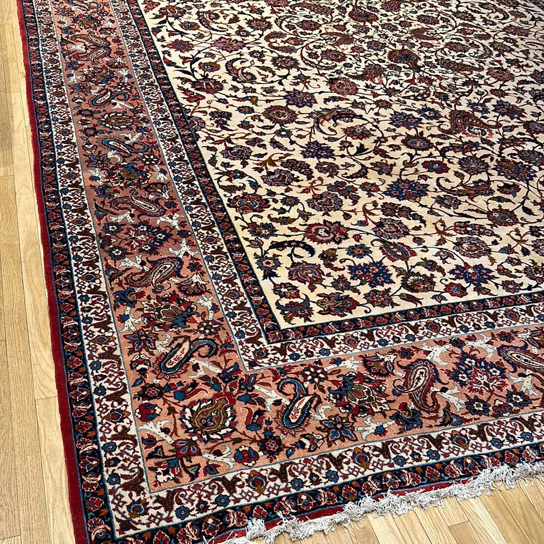 Isfahan antique Persian. #sh55,size 11’'4”x17’6” – exotic rug